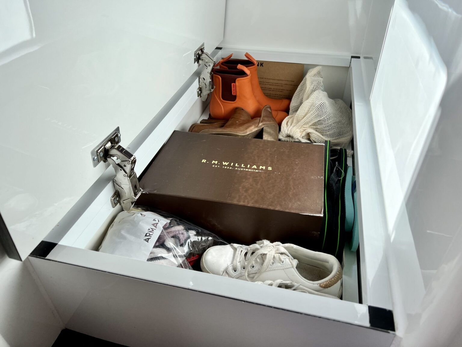 Zone RV - Interior Features We Love - Feel Good Family